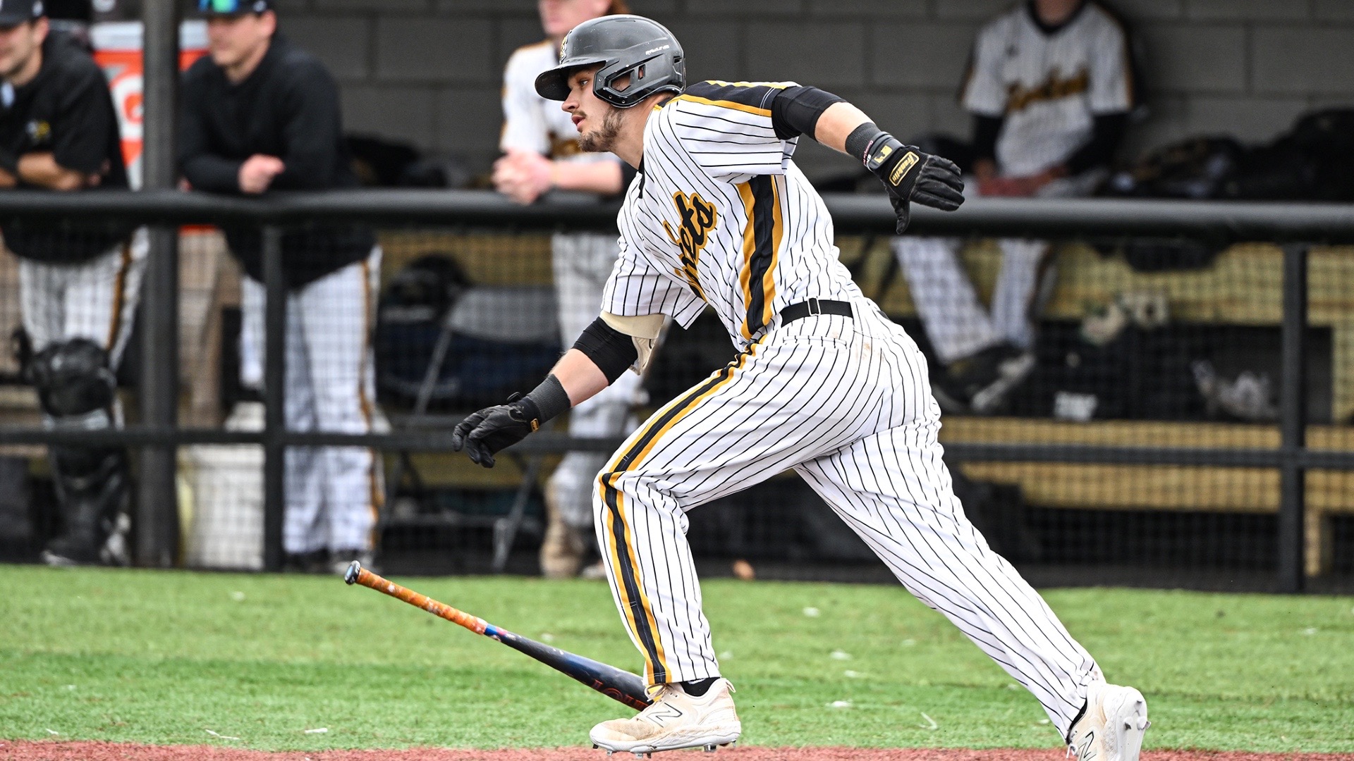 State's comebacks versus No. 22 UC fall short - West Virginia State ...