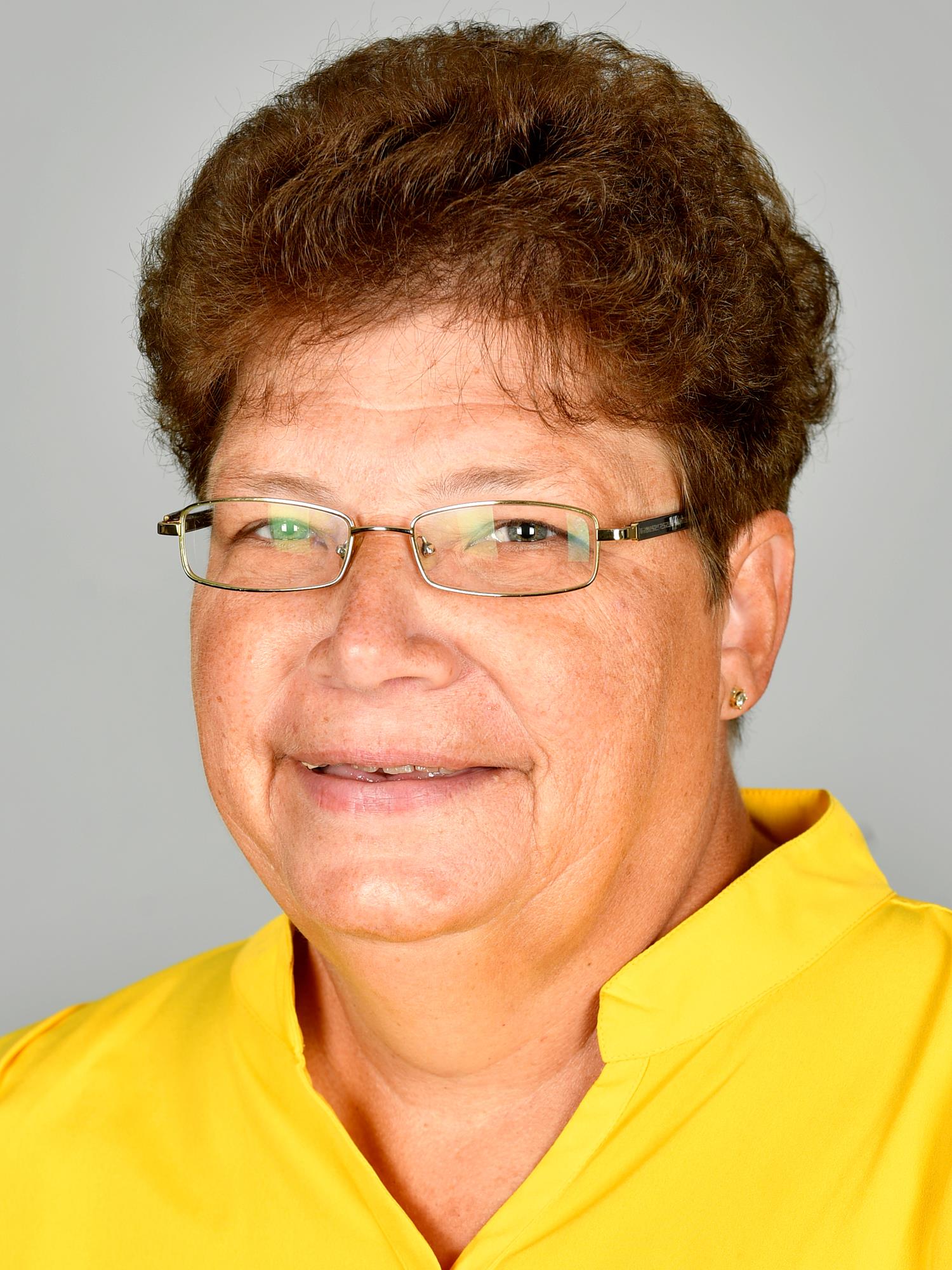 Sandy Cole-DeMent - Assistant Director - Cross Country Support Staff ...