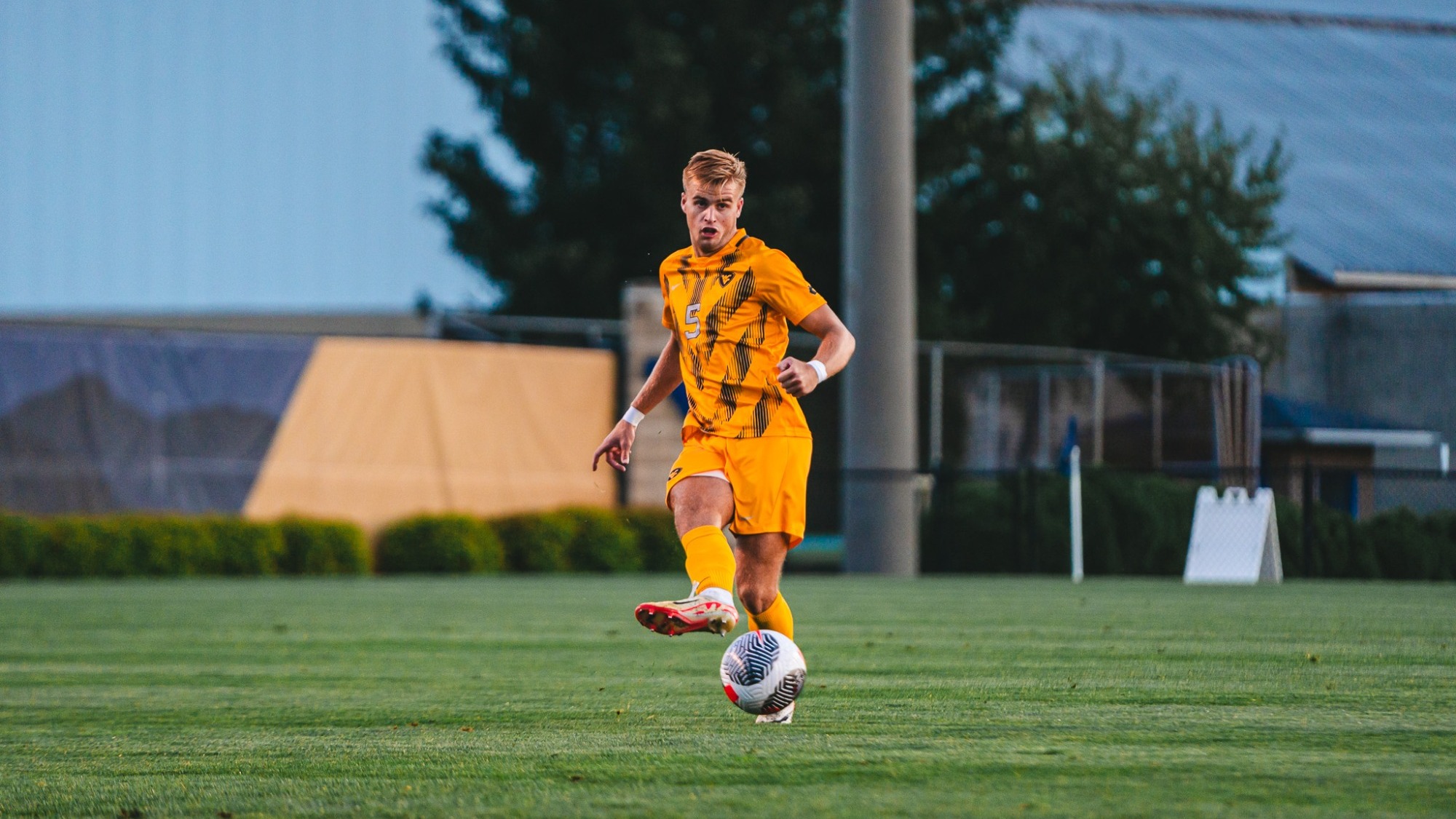 Max Broughton - Men's Soccer - West Virginia University Athletics