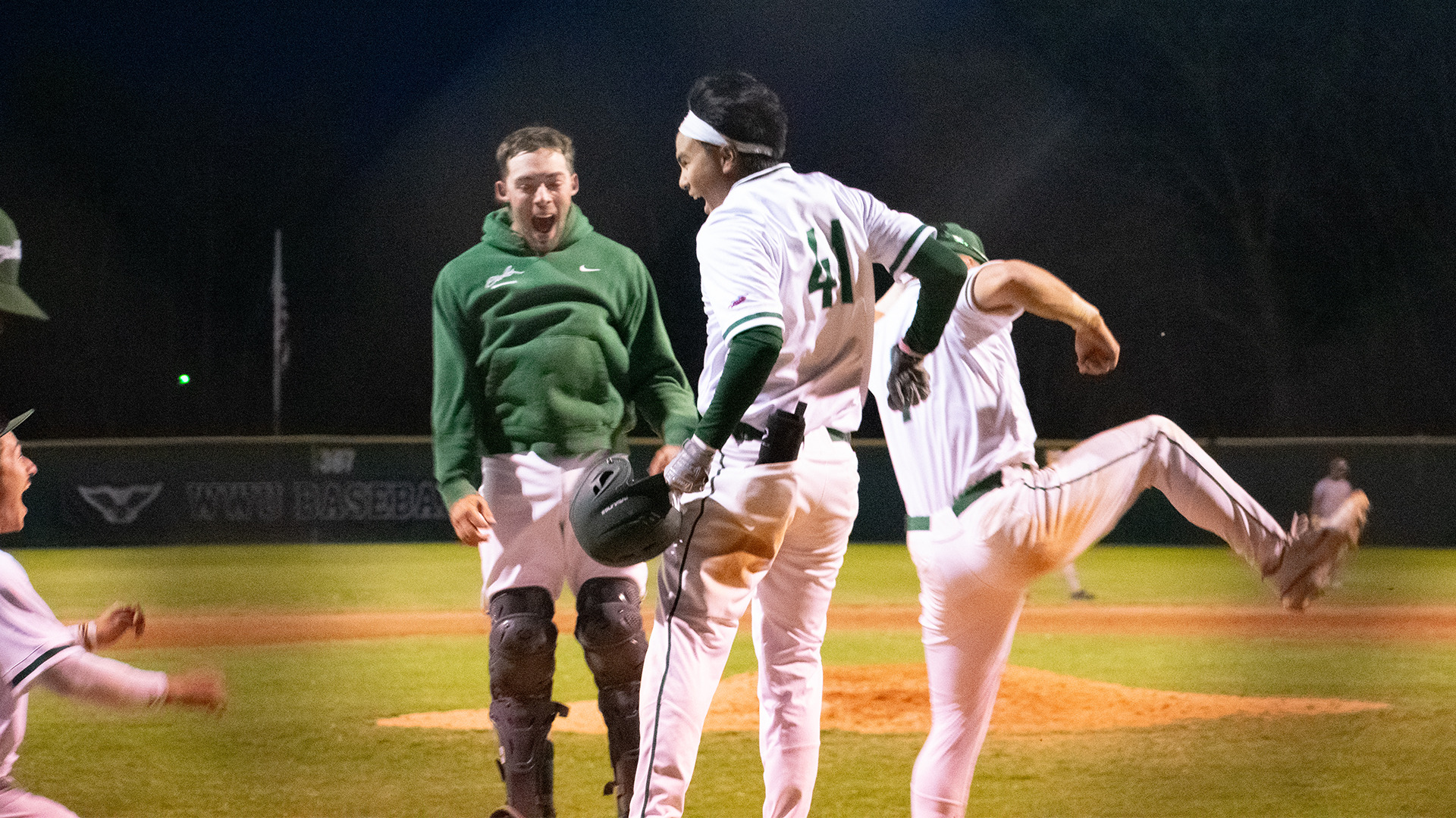 Owls Win On Goings Run-Rule Walk-Off Home Run - William Woods ...