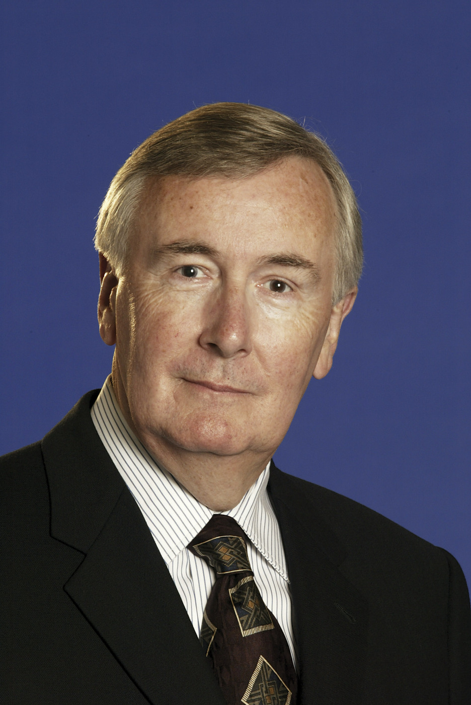 Howard Lincoln to be keynote speaker at WWU graduation ceremonies ...