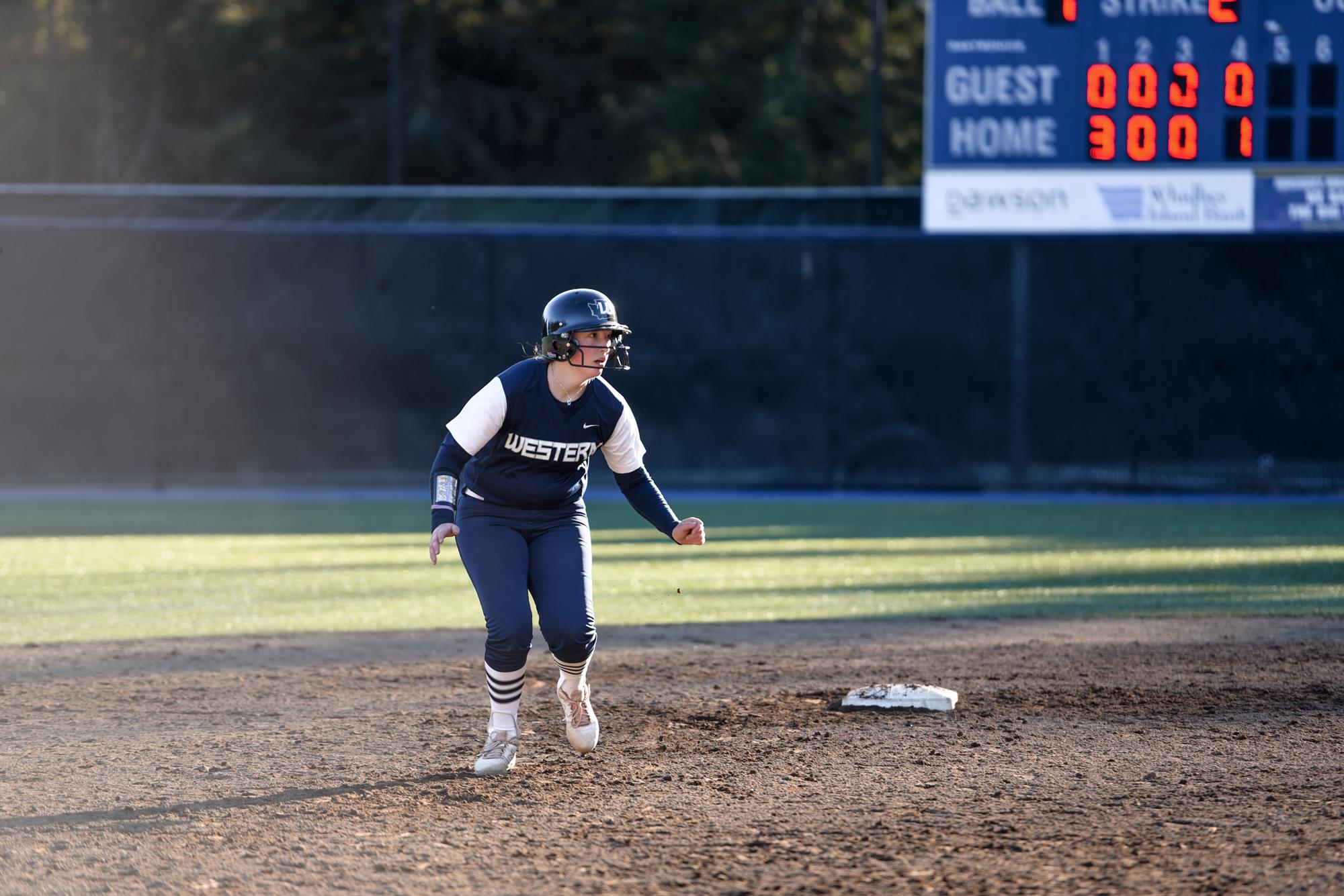 Rachel Christensen - Softball - Western Washington University Athletics