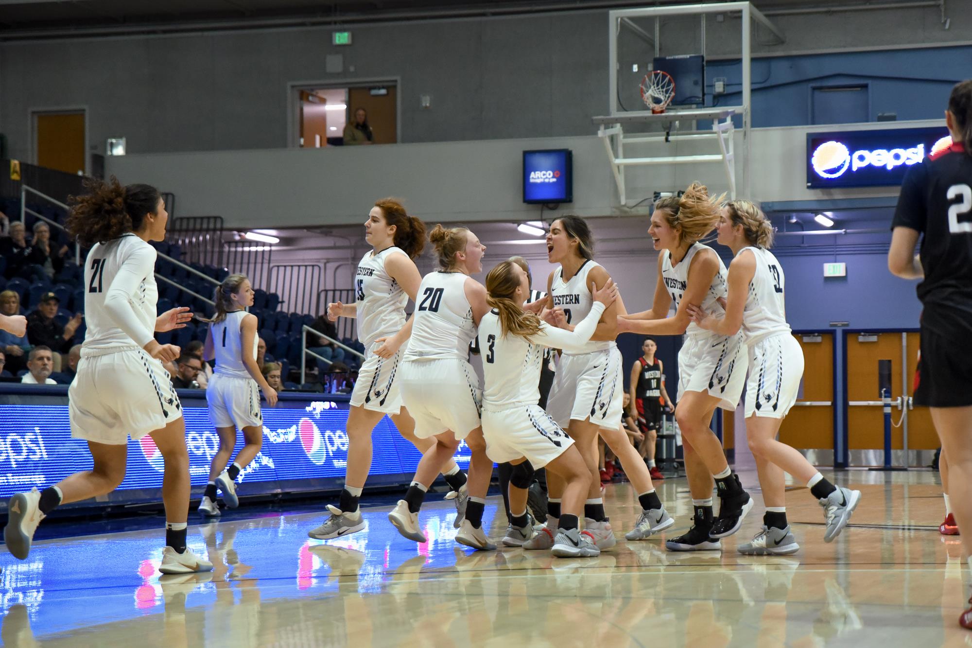 Win Streaks Extended in 61-57 Victory - Western Washington University ...