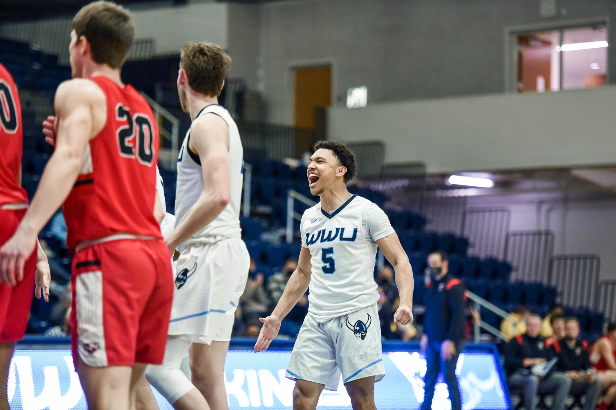 D'Angelo Minnis - Men's Basketball - Western Washington University ...