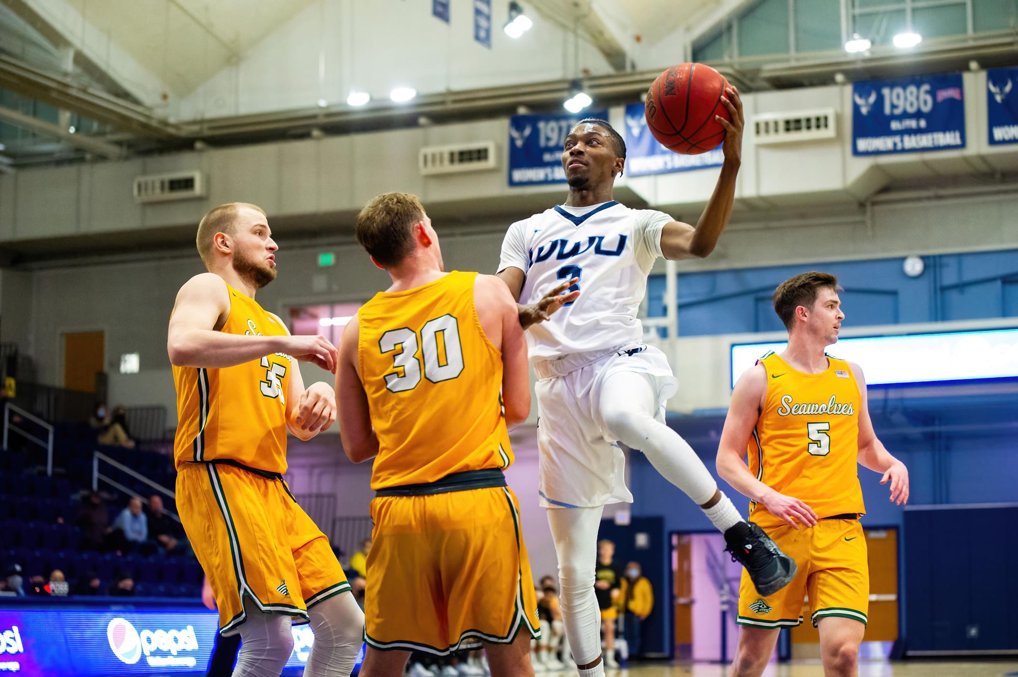 Daniel Hornbuckle - Men's Basketball - Western Washington University ...