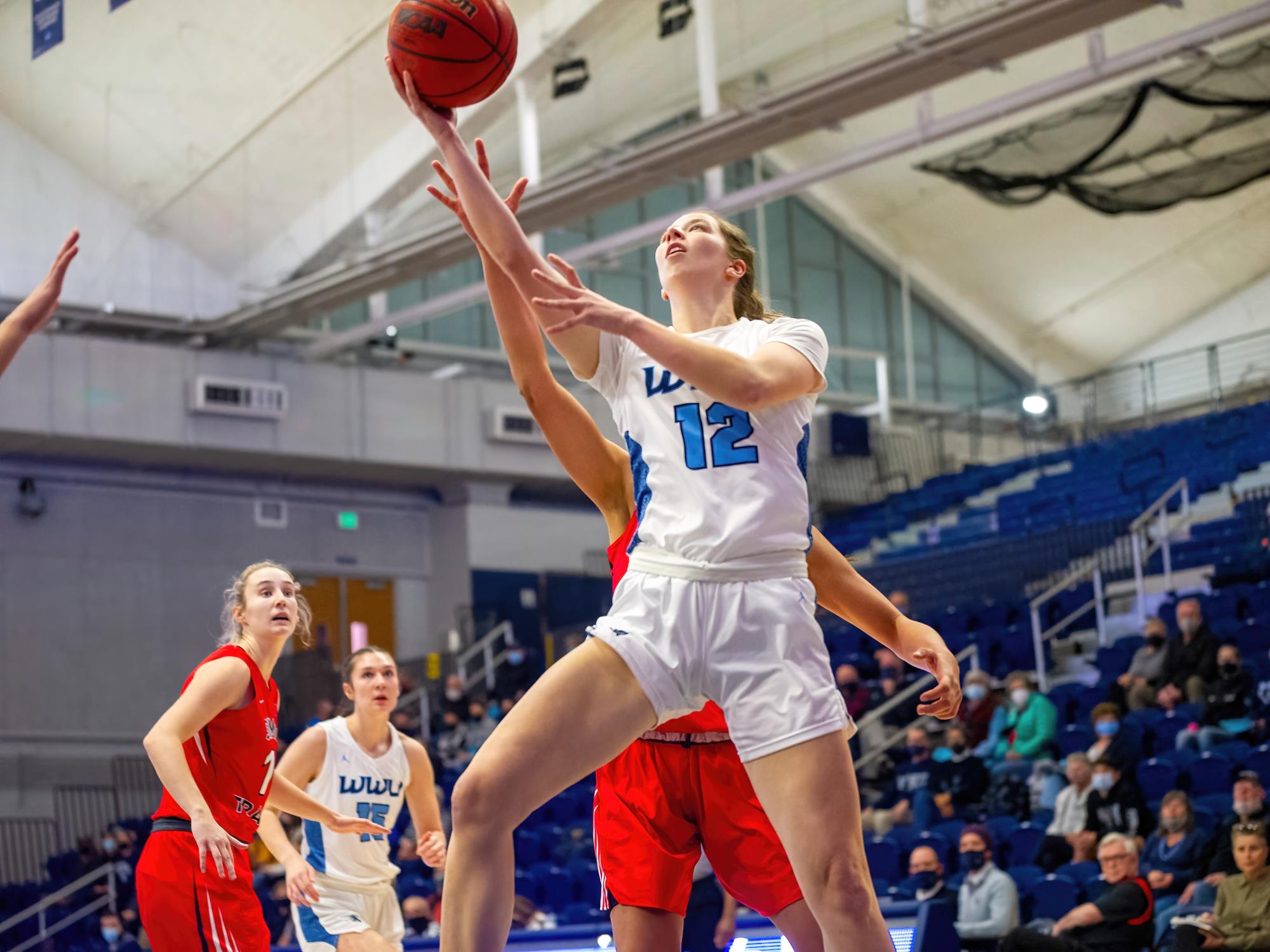 Emma Duff - Women's Basketball - Western Washington University Athletics