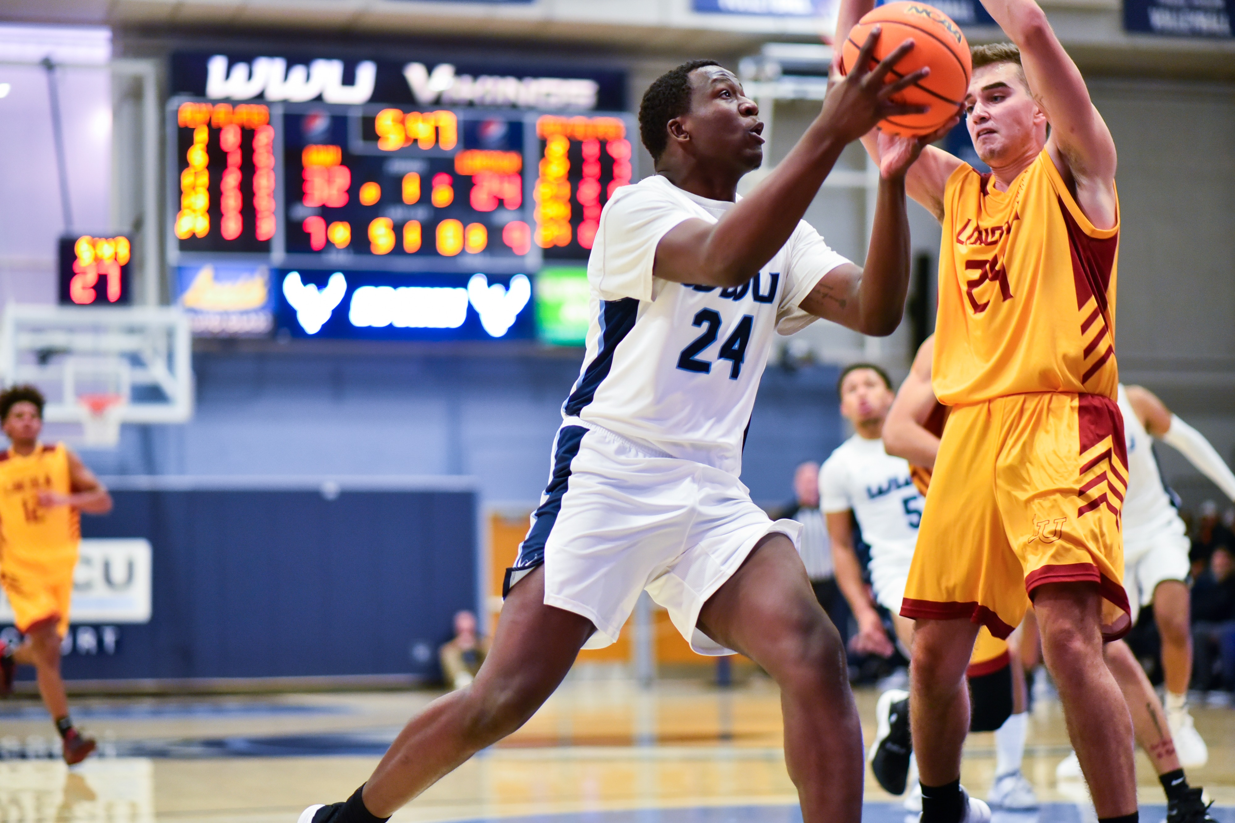 Isaac Morrow - Men's Basketball - Western Washington University Athletics