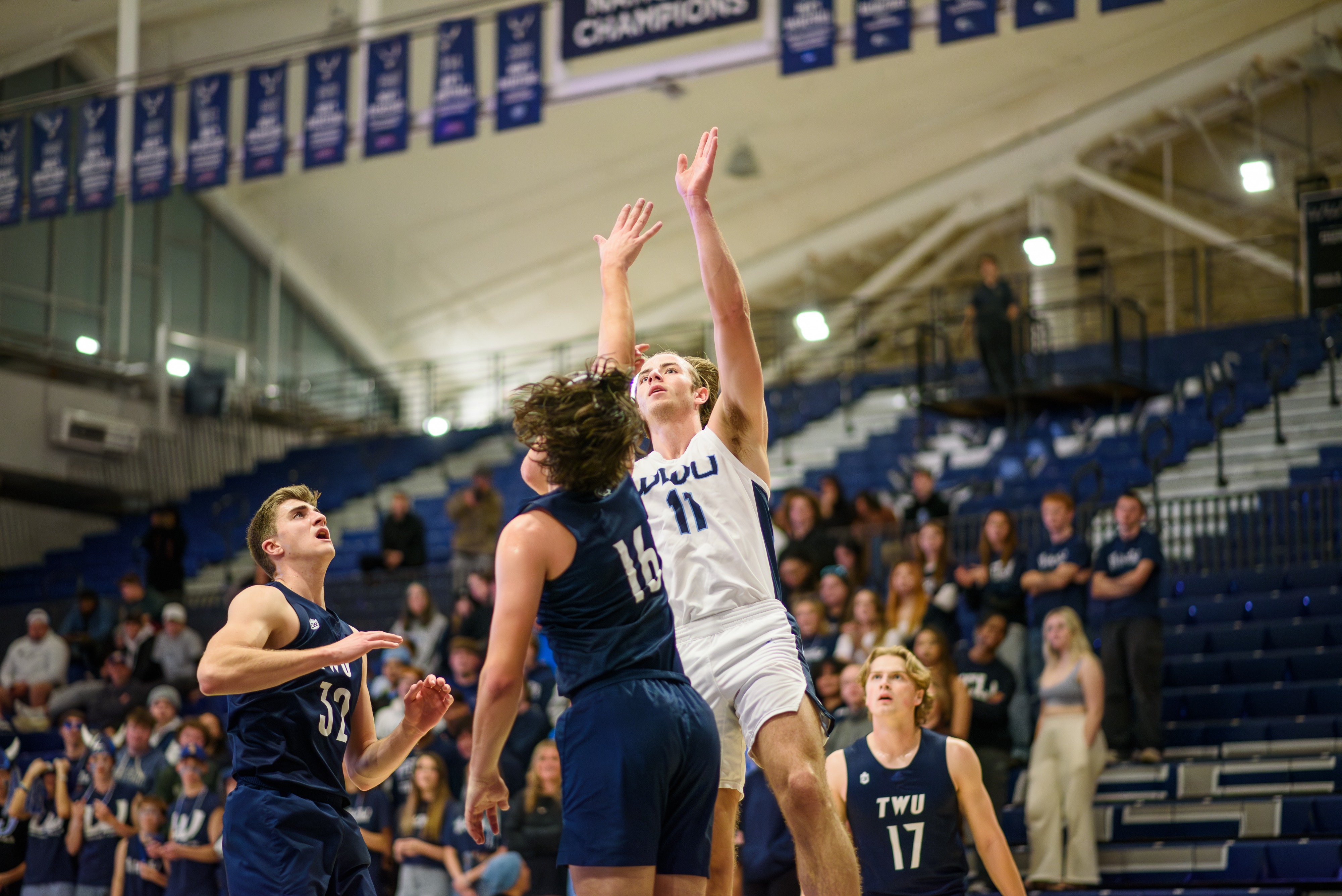 Jordan Tate - Men's Basketball - Western Washington University Athletics