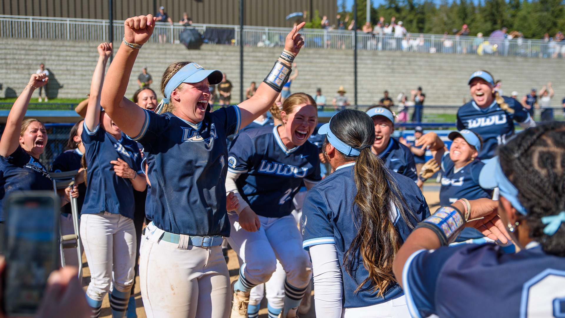 Viks are SUPER! WWU Advances To Super Regional in NCAA Tournament ...