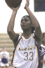 Dominique Hunter - 2010-11 - Women's Basketball - sfstategators.com