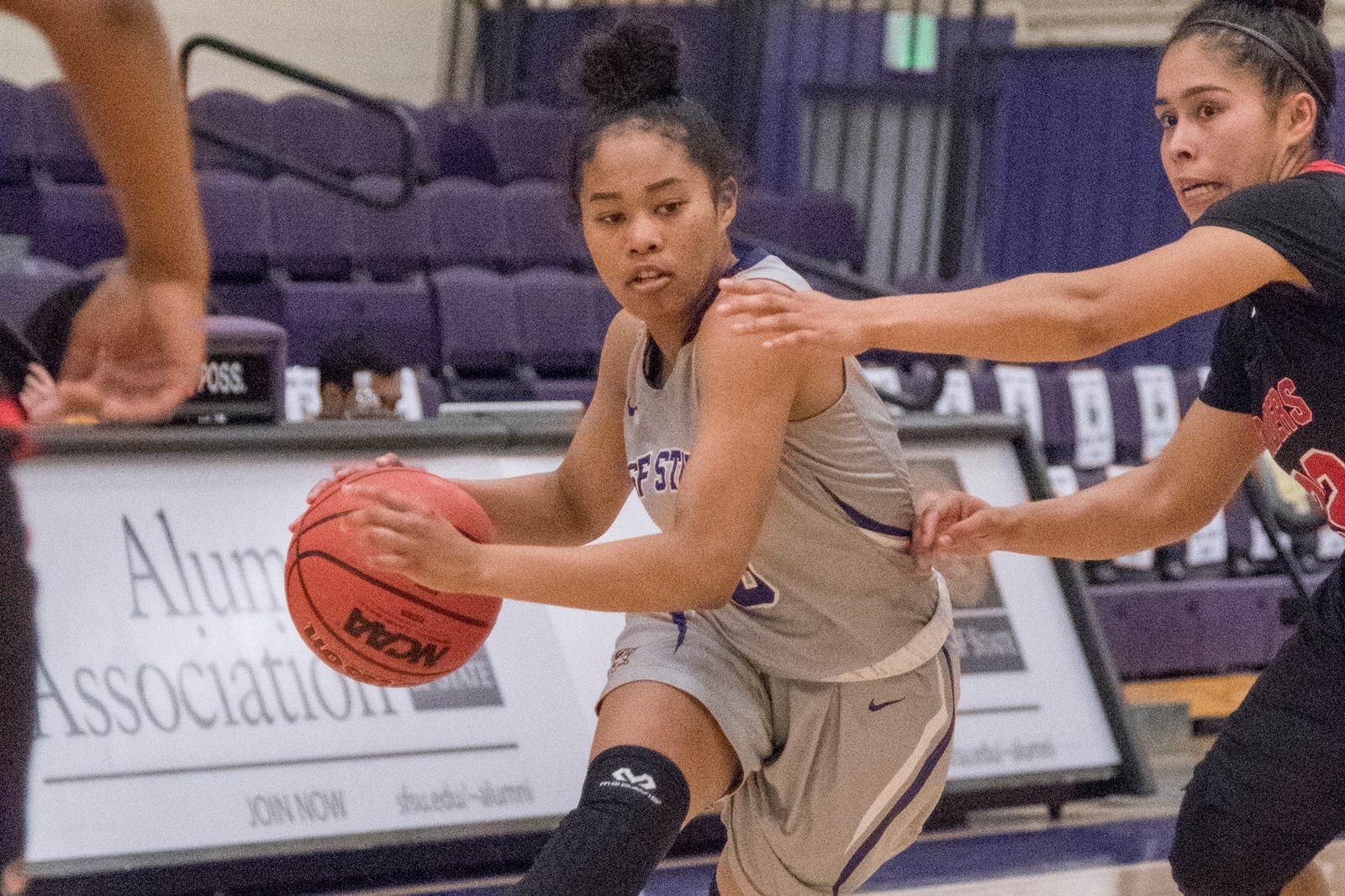 Jacqueline Moss - 2017-18 - Women's Basketball - sfstategators.com