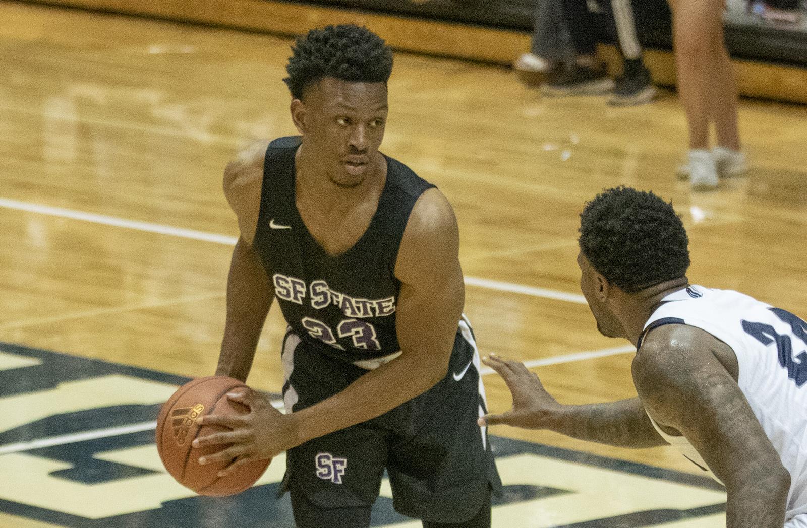 Chiefy Ugbaja - 2018-19 - Men's Basketball - sfstategators.com