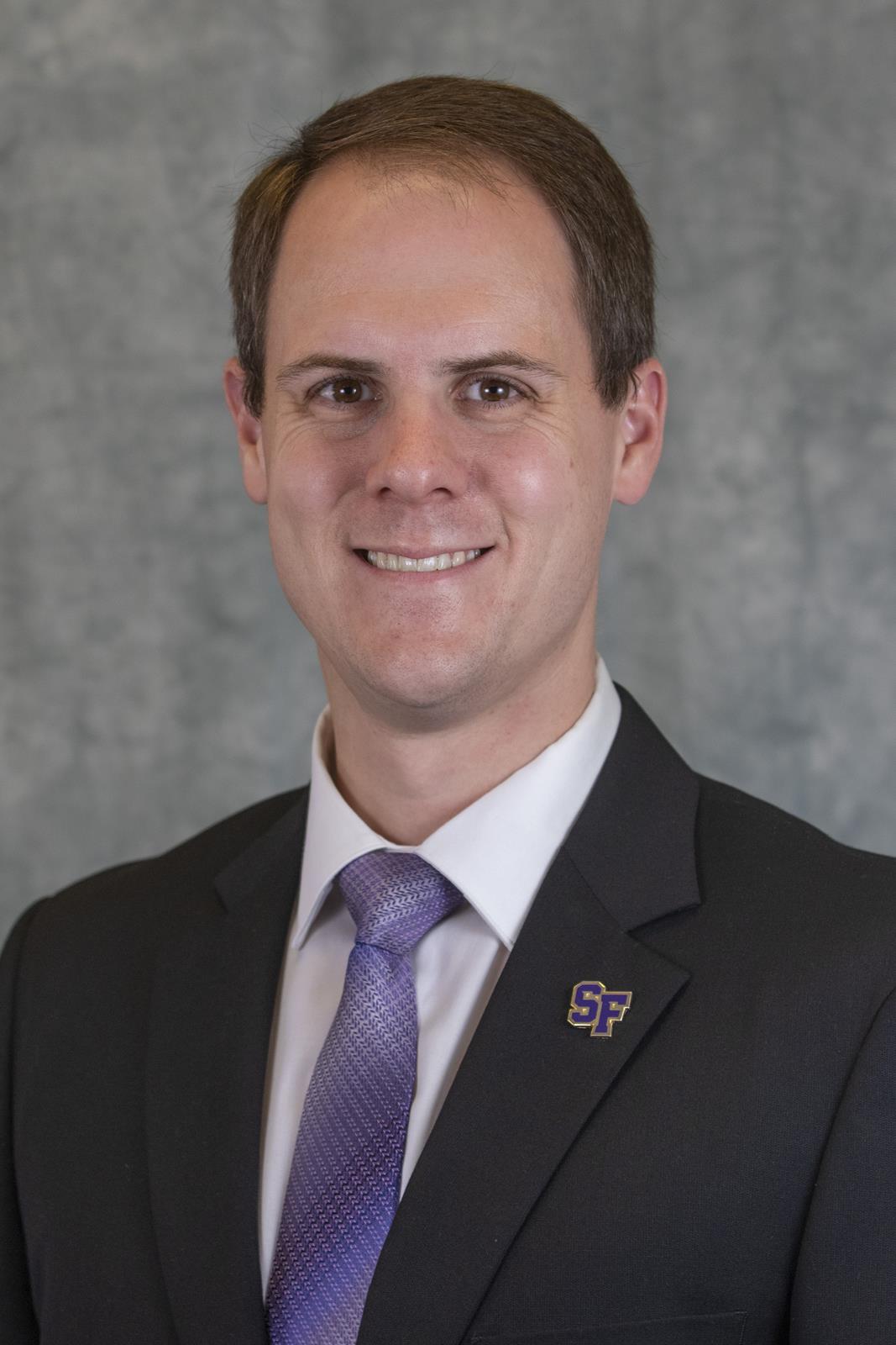 Men's Basketball Coaches - sfstategators.com