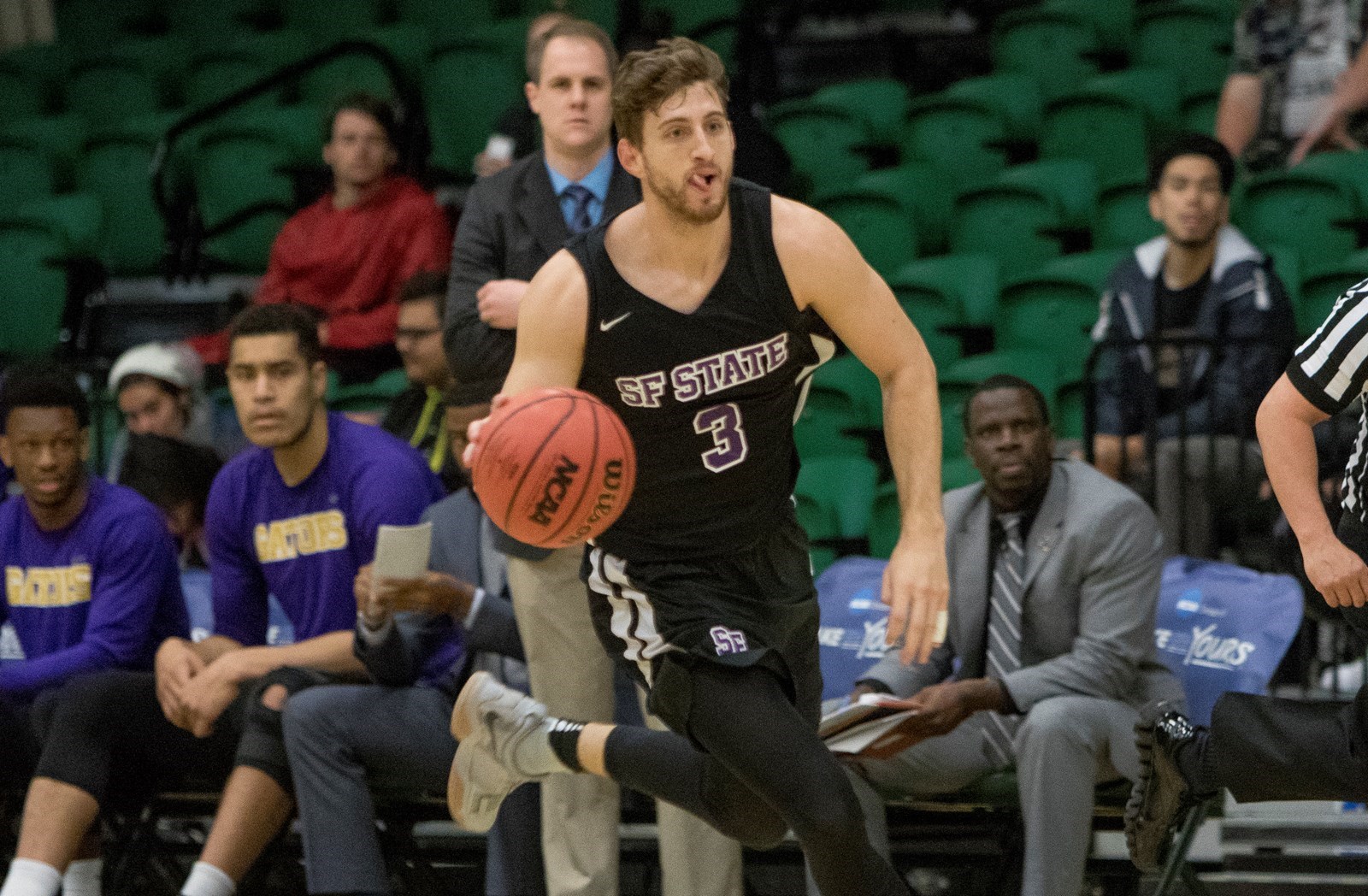 Evan Zeller - 2017-18 - Men's Basketball - sfstategators.com