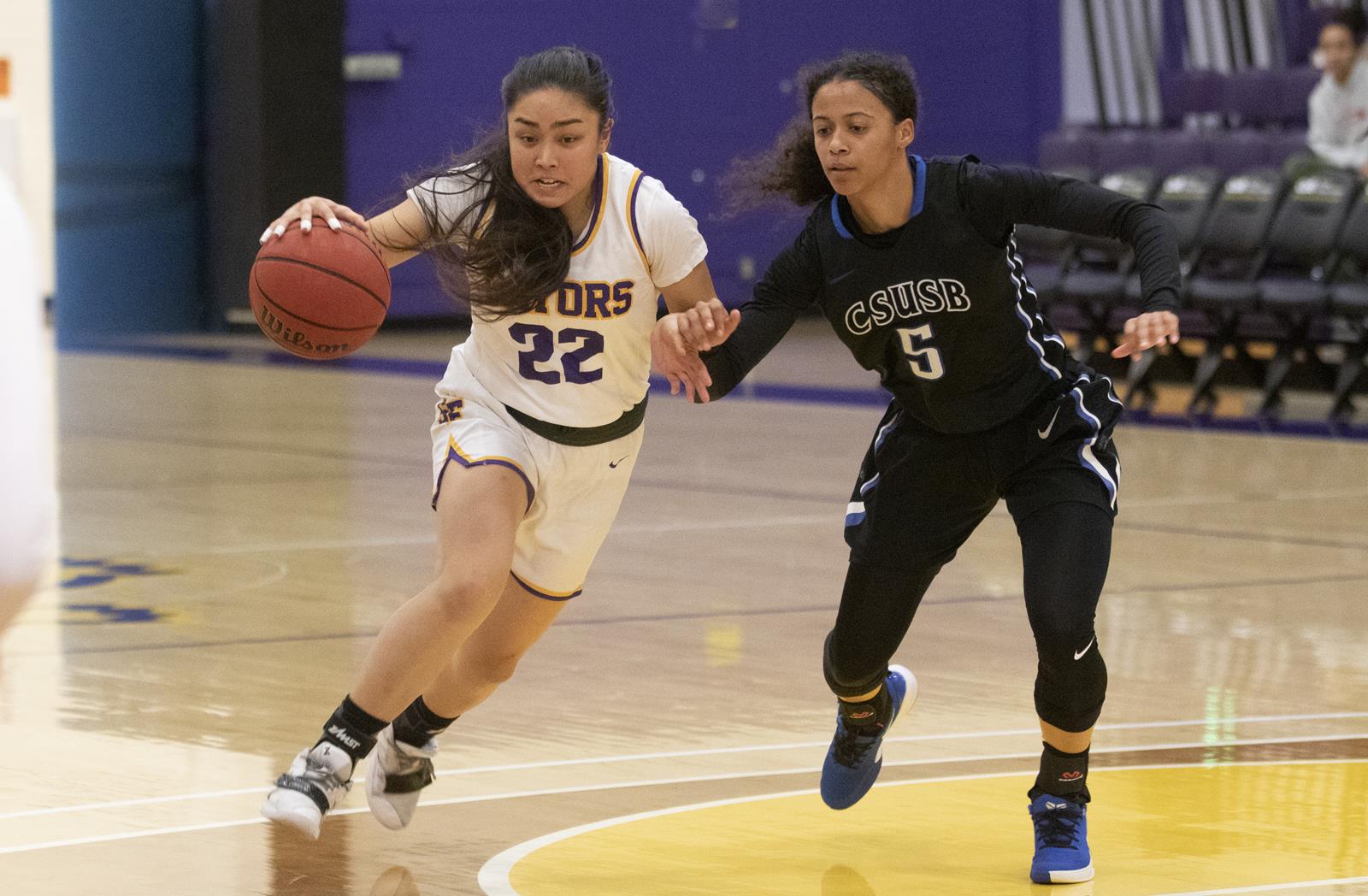 Giselle Mahinay - 2021-22 - Women's Basketball - sfstategators.com