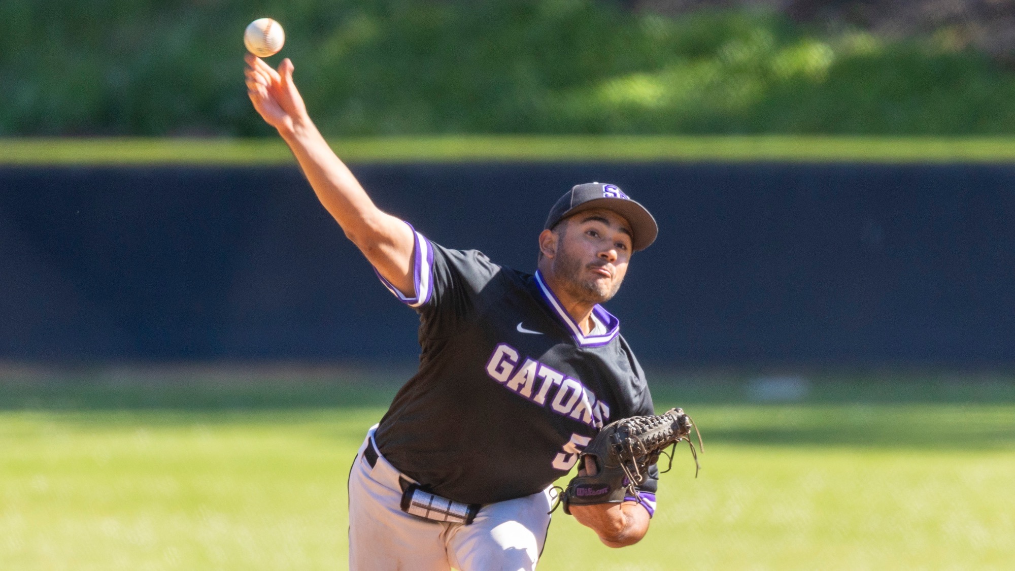 BSB | Gators Work the Bases in Series Opening Win - sfstategators.com