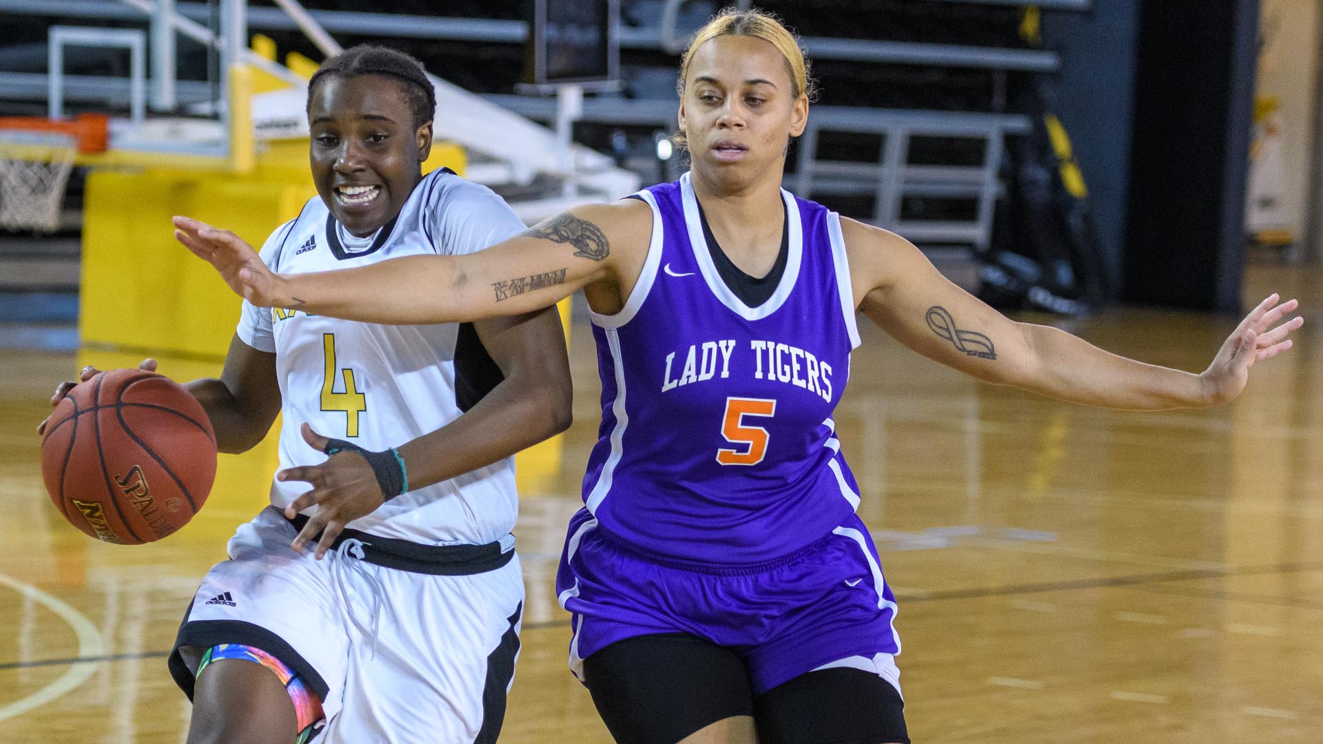 XULA wins at home for second consecutive day - Xavier University of ...