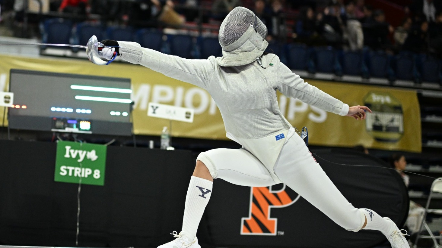 Six Bulldogs Qualify For NCAA Fencing Championships - Yale University