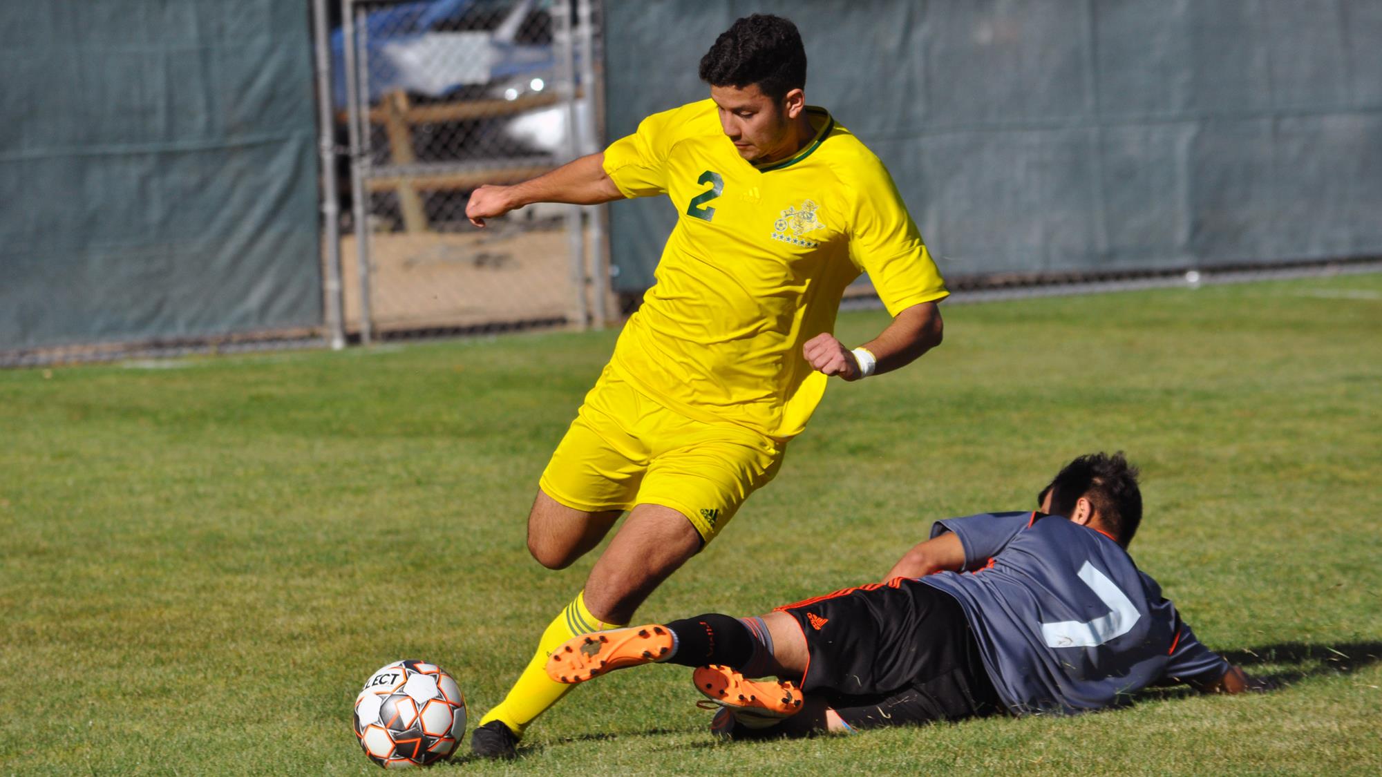 Issac Flores - Men's Soccer - Yavapai College