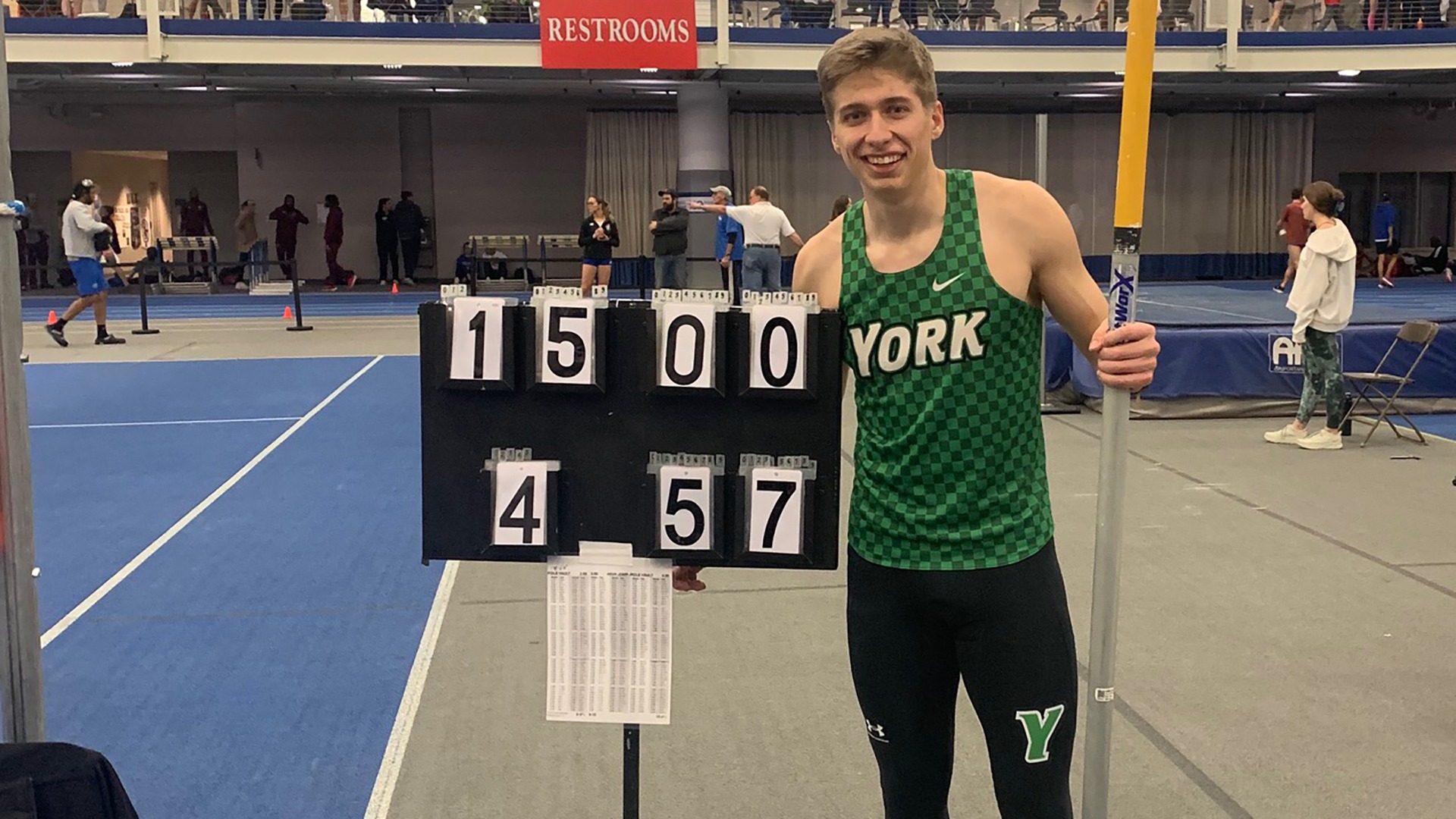 Cosgrove Sets New Pole Vault Record at F&M - York College of Pennsylvania