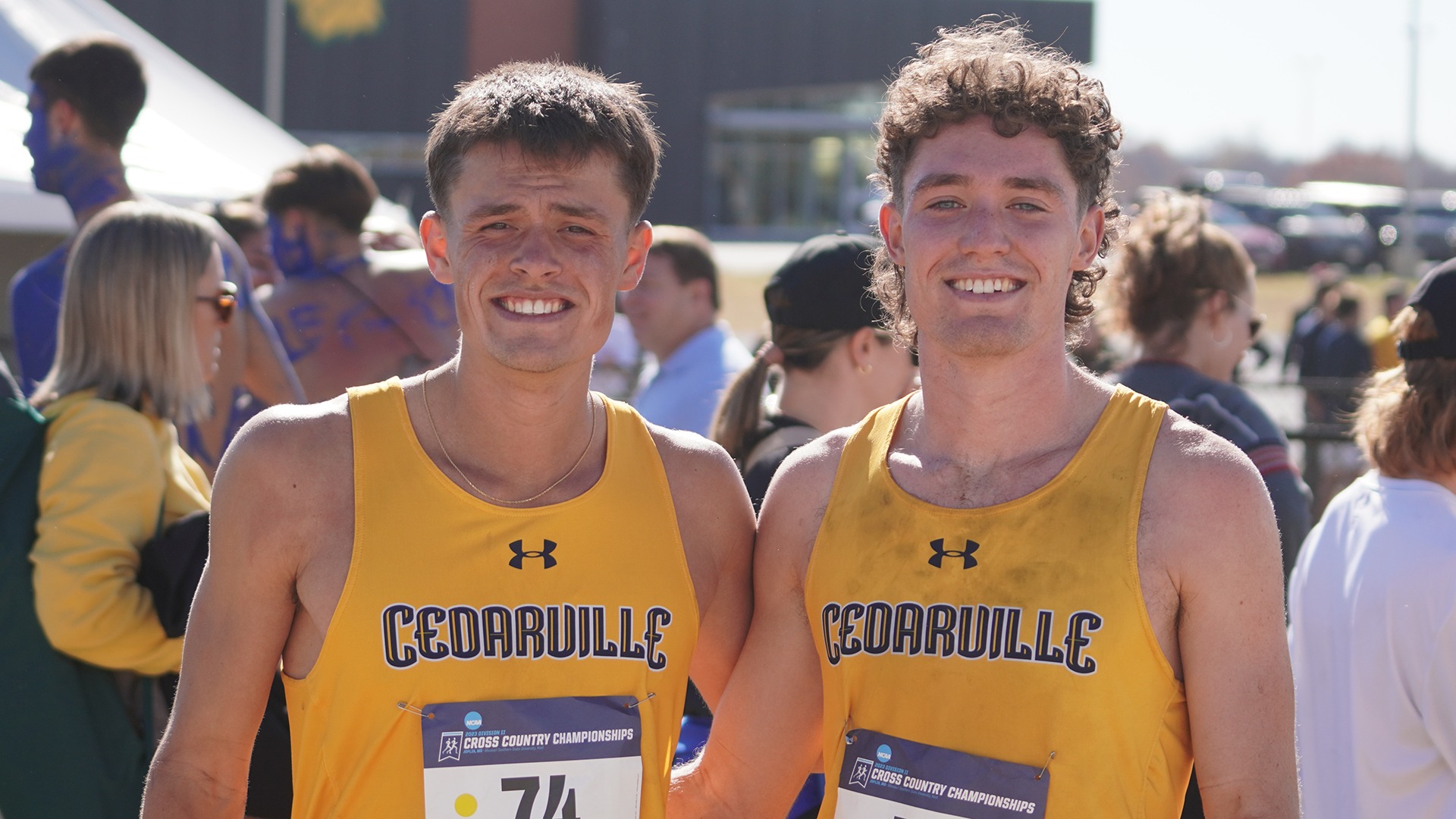 Talented distance runner signs with Yellow Jackets - Cedarville ...