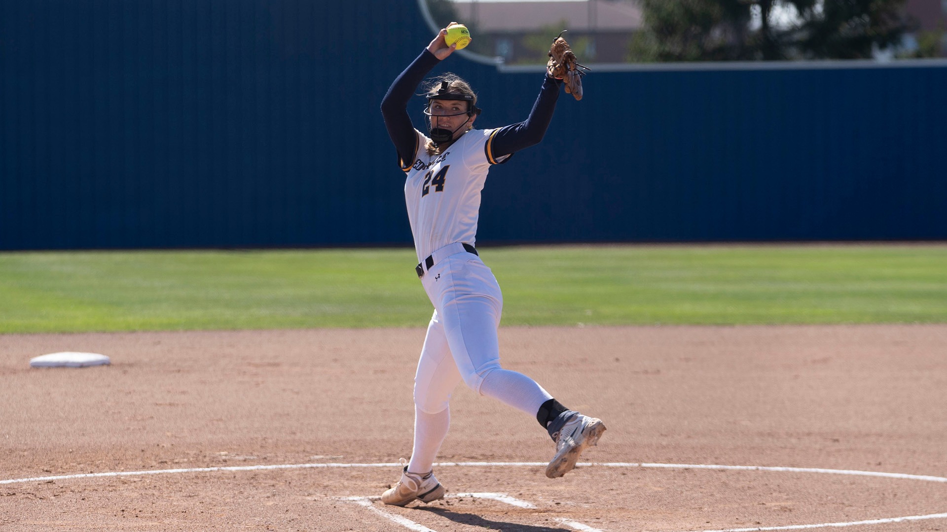 Bertke locks up Northwood on three-hitter - Cedarville University Athletics