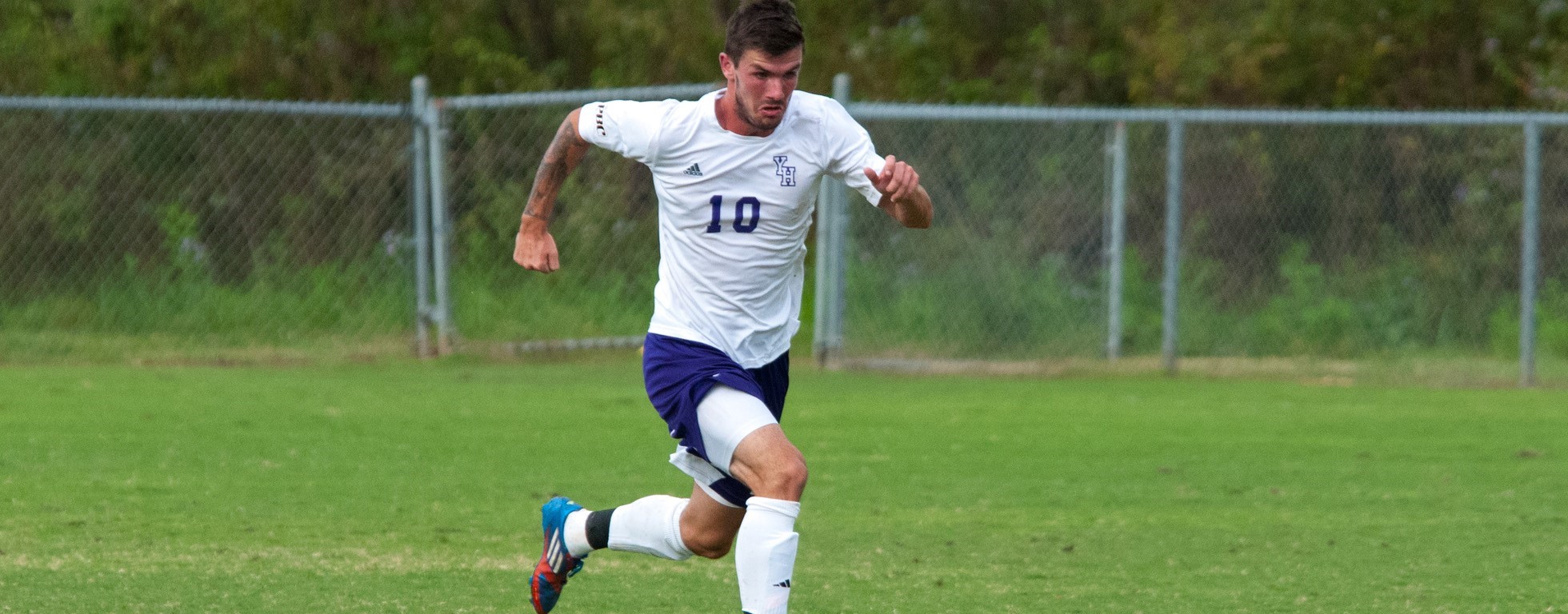 Niall McCabe signs pro contract with Louisville City FC - Young Harris ...