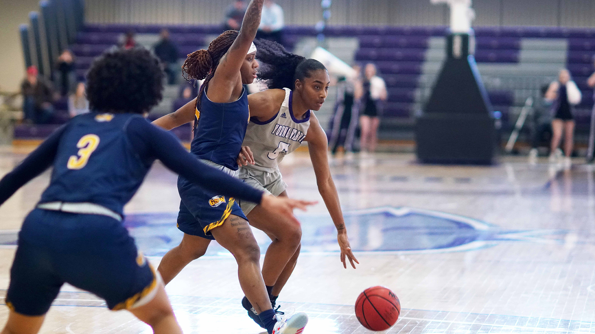 Niaya White - Women's Basketball - Young Harris College Athletics