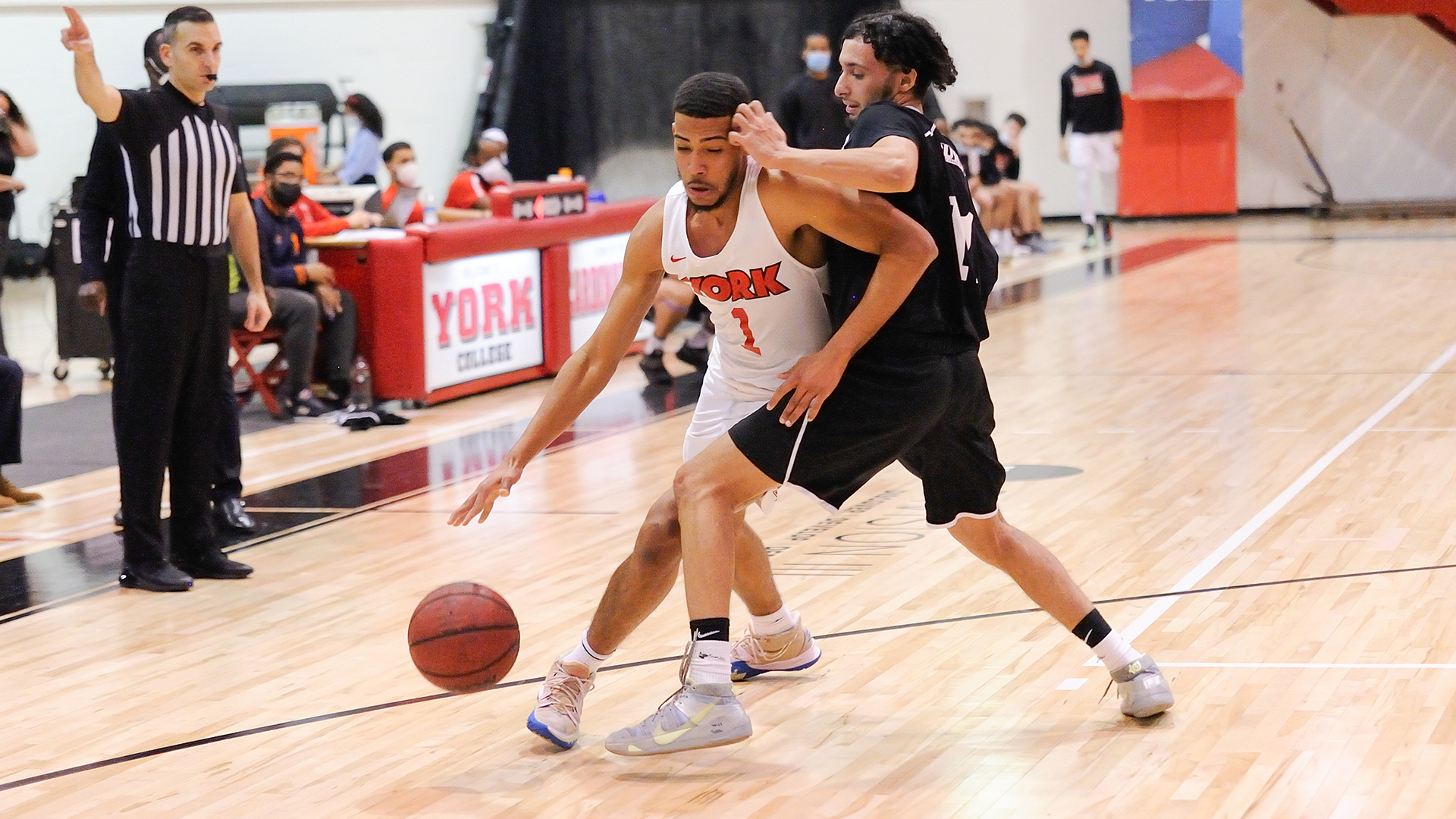 Guillermo Hernandez - Men's Basketball - York College Athletics