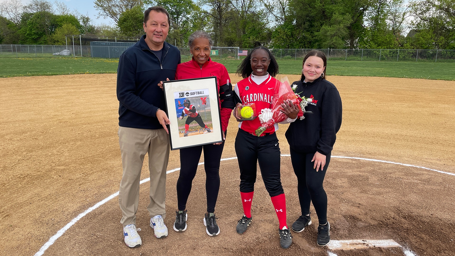 Shamonie Miller - Softball - York College Athletics
