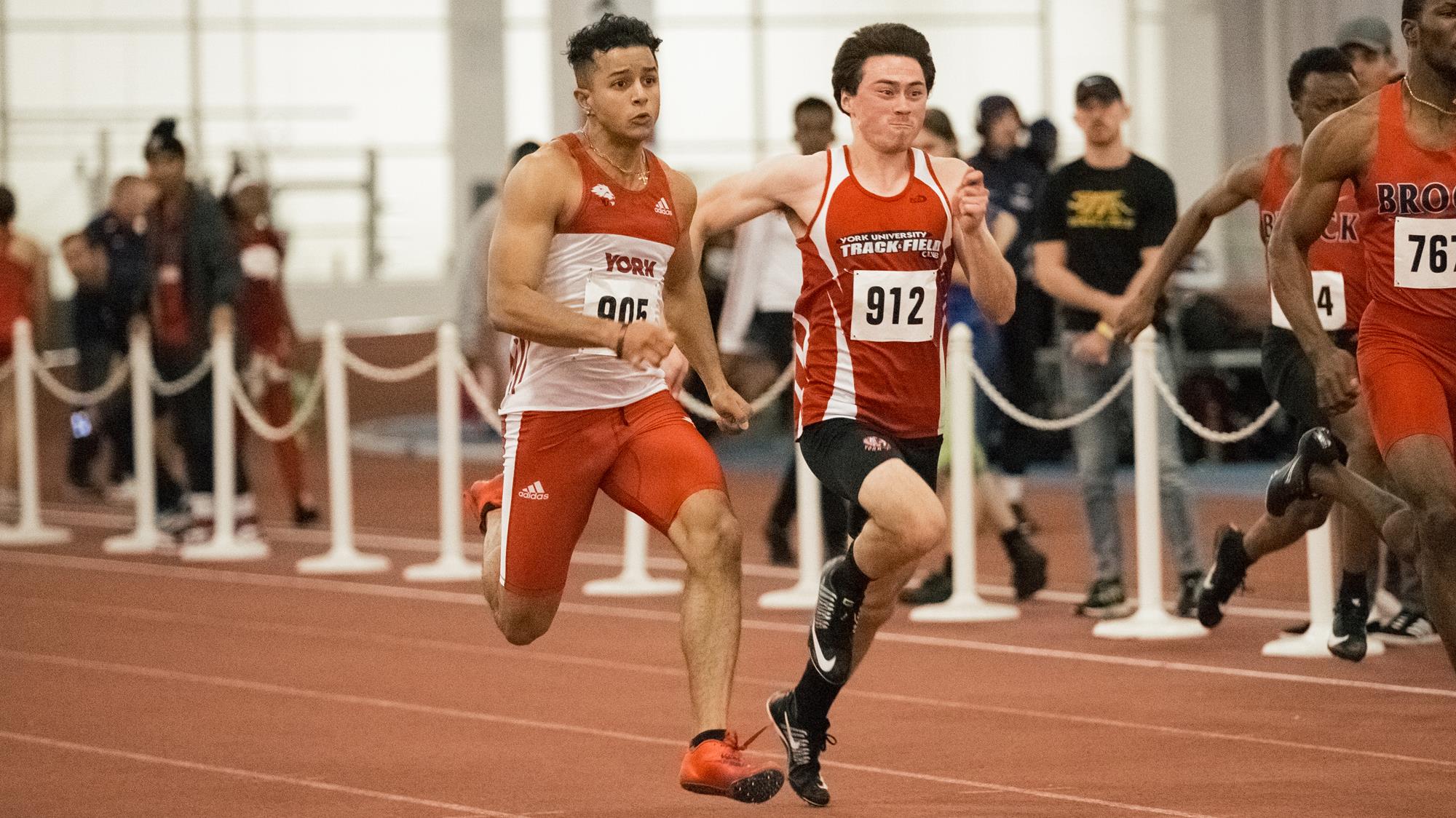 LIONS WIN FIVE MEDALS AT XMAS OPEN MEET - York University Athletics