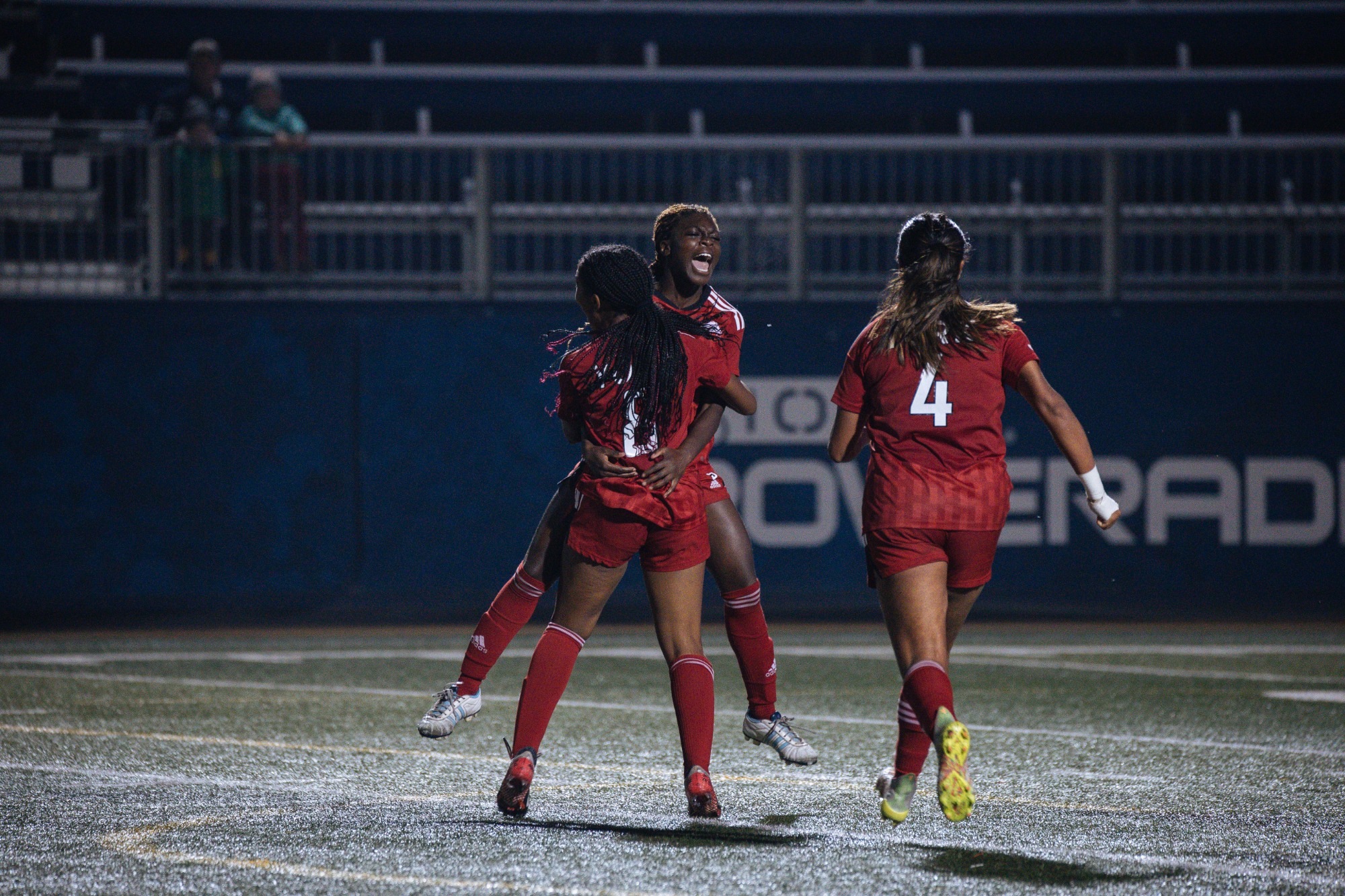 QUAIDOO’S EXTRA TIME STRIKE COMPLETES UPSET OF NO. 2 QUEEN'S, VAULTS ...