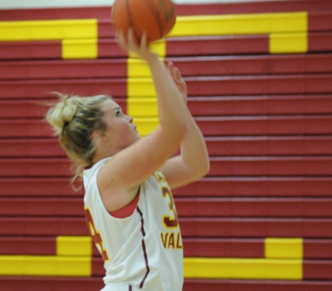 Laura Potts - Women's Basketball - Yakima Valley College Athletics