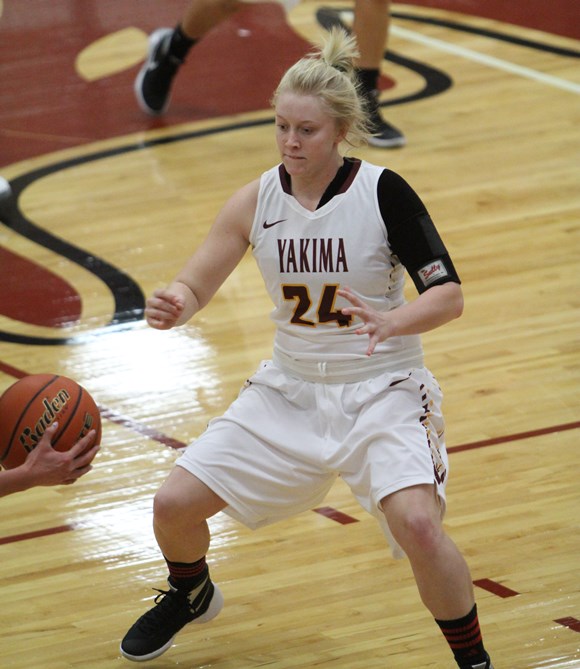 Ashby Lewis - Women's Basketball - Yakima Valley College Athletics