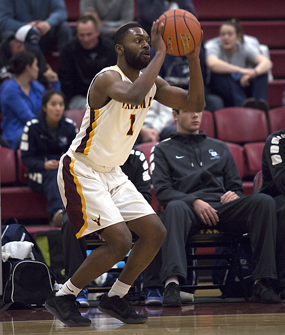 Terrence White - Men's Basketball - Yakima Valley College Athletics
