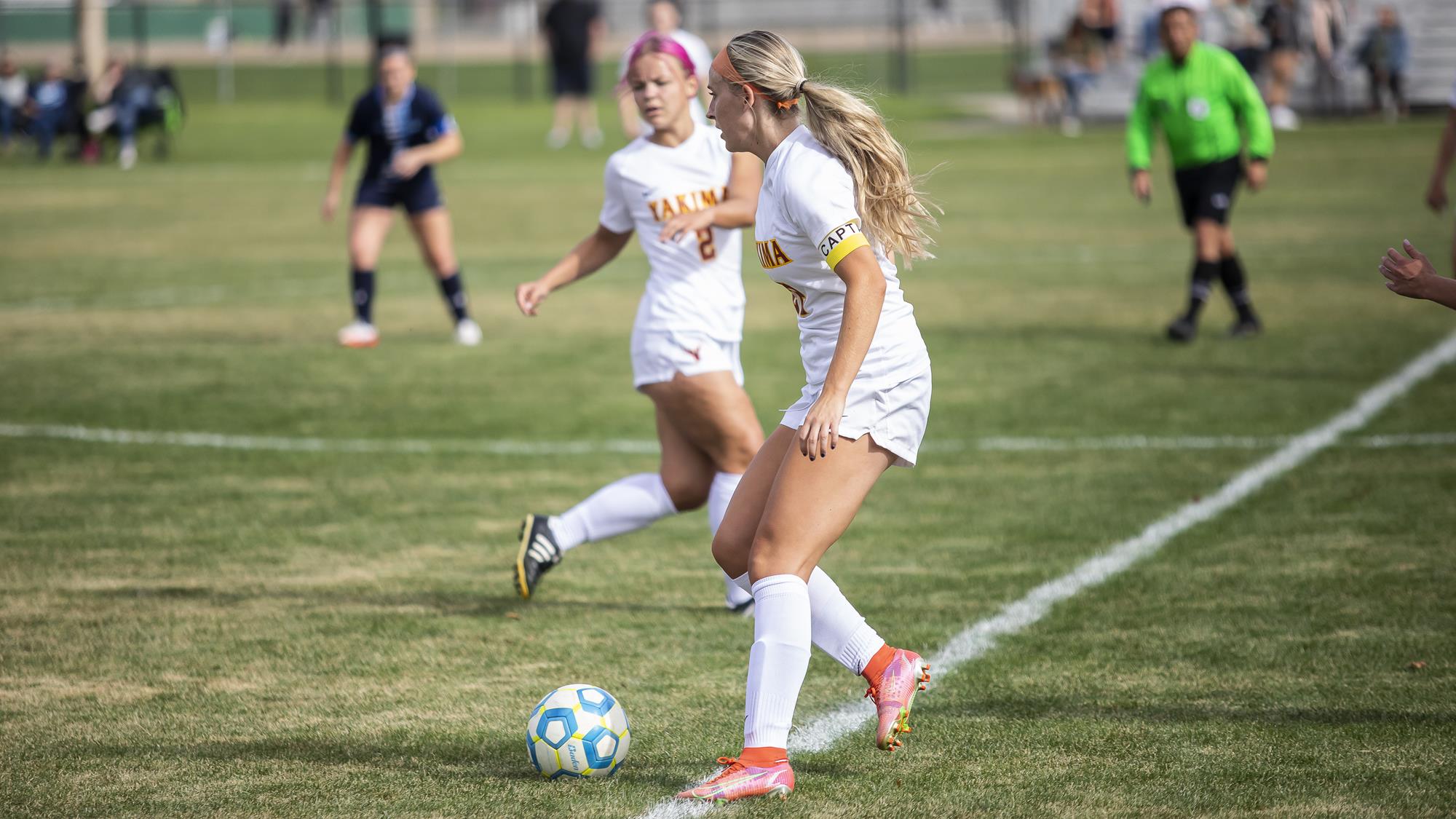 Aria Bragalone - Women's Soccer - Yakima Valley College Athletics