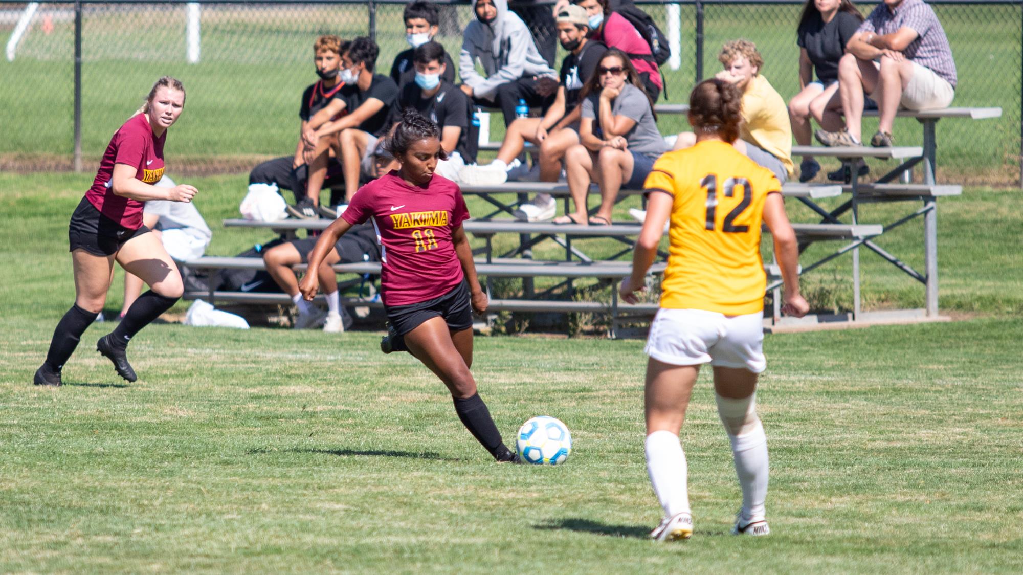 Isella Olivera - Women's Soccer - Yakima Valley College Athletics