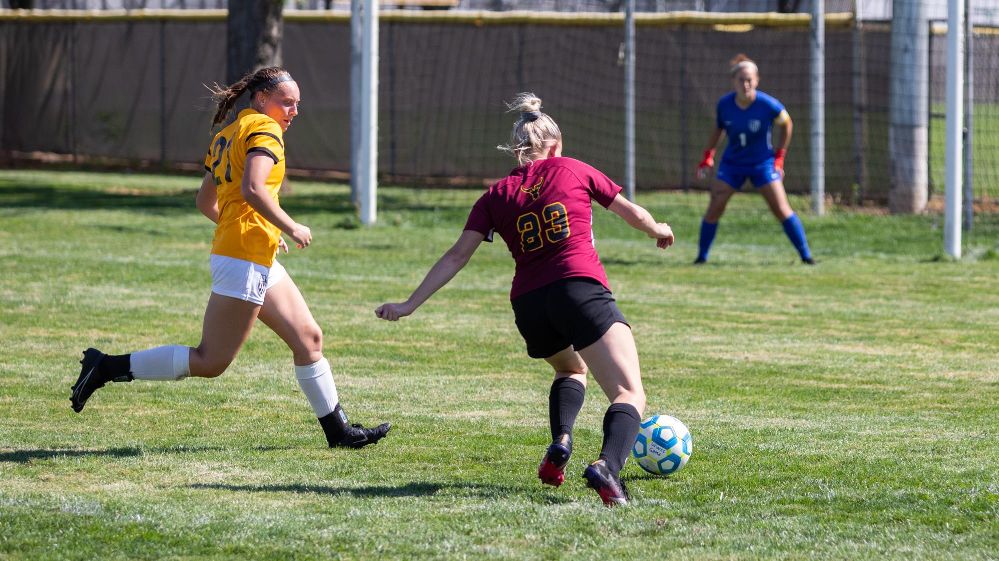 Emma Muir - Women's Soccer - Yakima Valley College Athletics