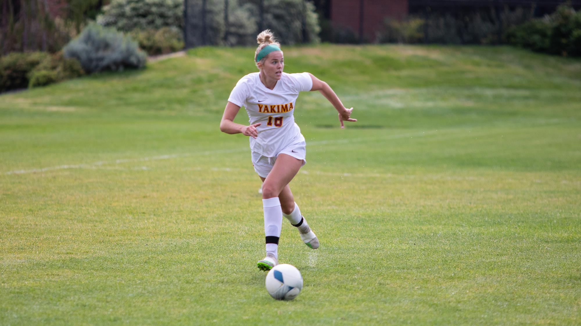 Mackenzie Kitt - Women's Soccer - Yakima Valley College Athletics