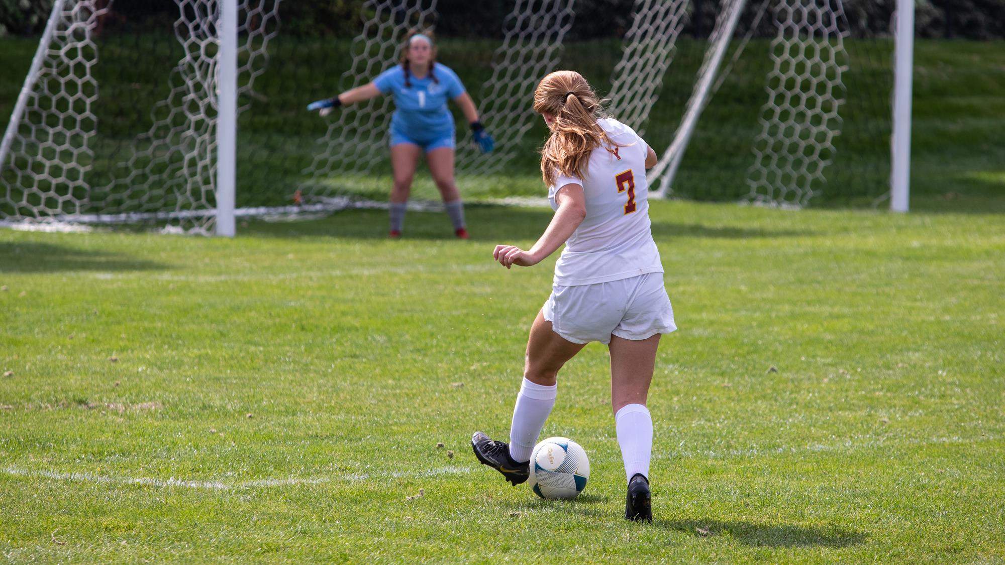 Elizabeth Henry - Women's Soccer - Yakima Valley College Athletics