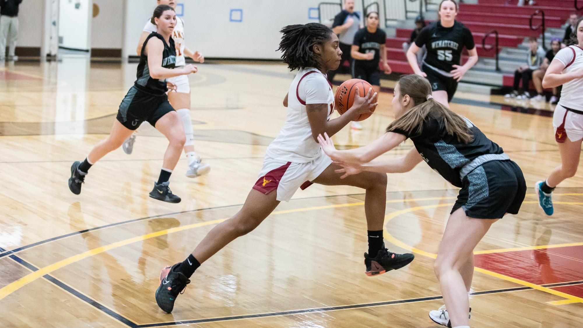 Taylor Newman - Women's Basketball - Yakima Valley College Athletics